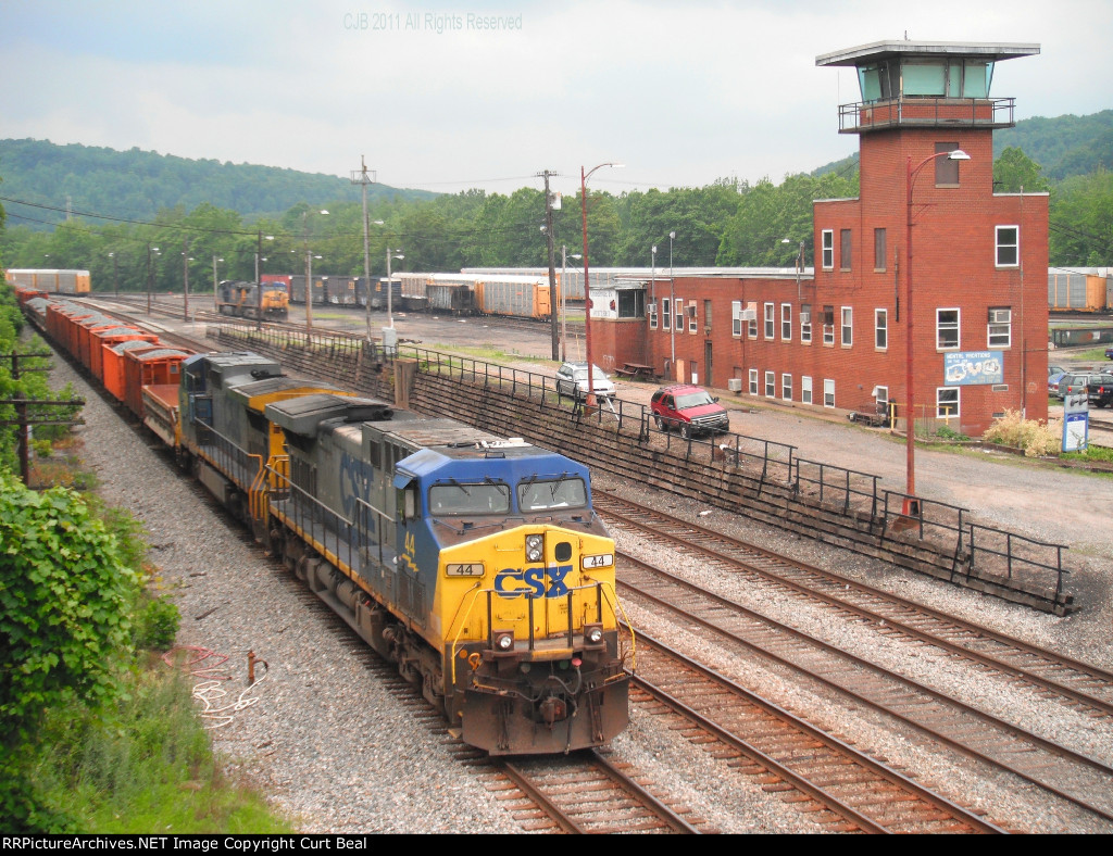 CSX 44 and 7338 (2)
